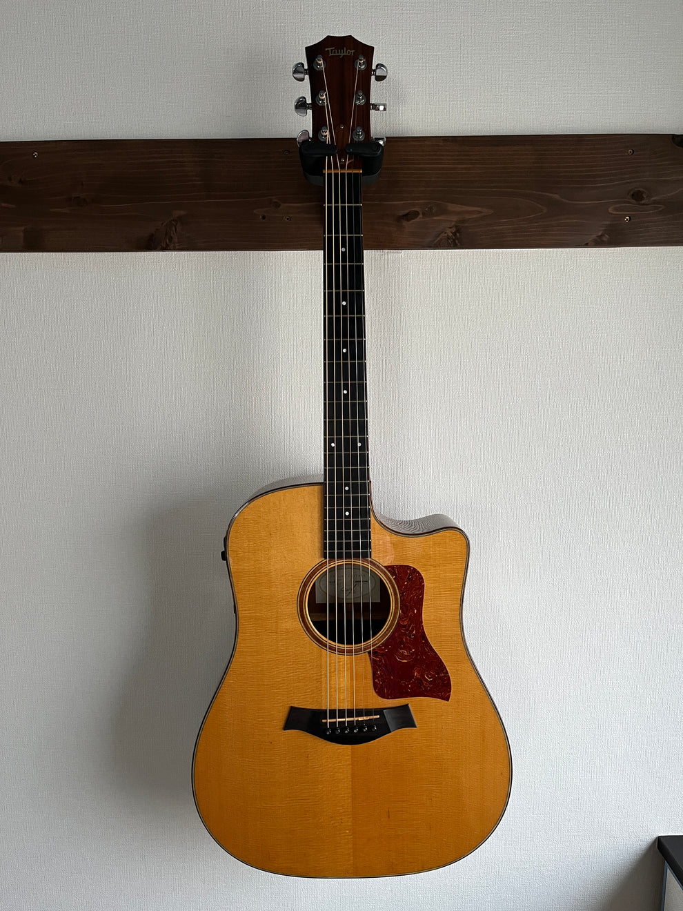 Taylor 510CE 2000 – auldguitars